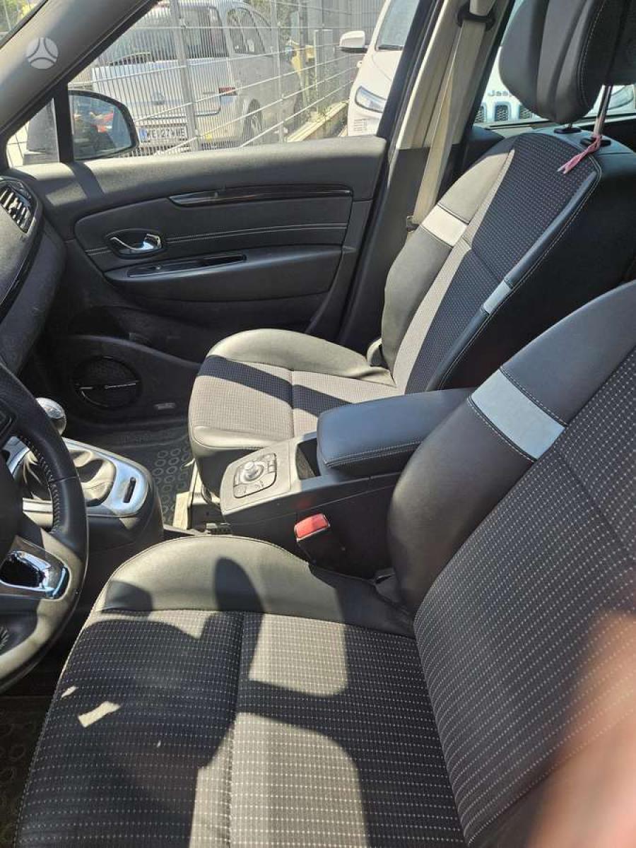 Black Renault Grand Scenic 2014 in Kaunas, with an engine capacity of 1.46 L and mileage of 199 thousand km for 4700 €, photo 12 on AUTOMOTO.COM.LV