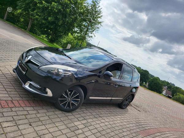 Melns Renault Grand Scenic 2014 Kuršėnai, ar dzinēja tilpumu 1.60 L un nobraukumu 369 tūkst. km par 4600 €, foto 2 vietnē AUTOMOTO.COM.LV