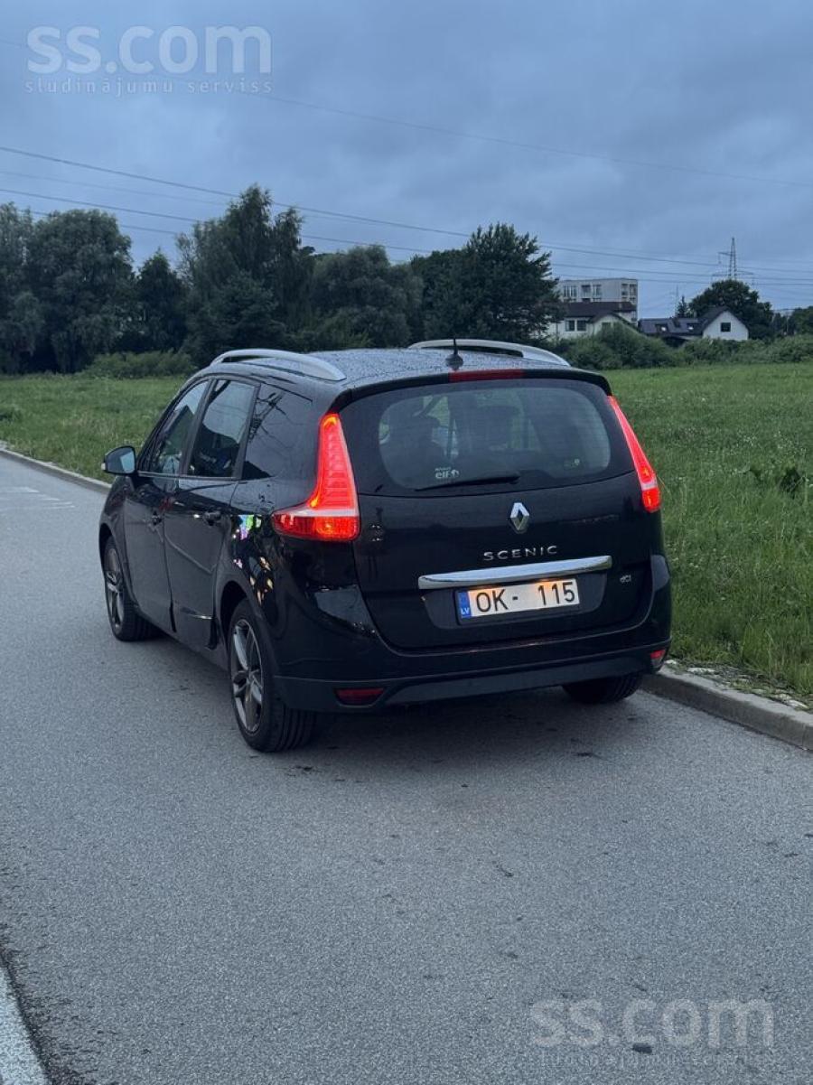 Black Renault Grand Scenic 2014 in Riga, with an engine capacity of 1.50 L and mileage of 380 thousand km for 4250 €, photo 3 on AUTOMOTO.COM.LV