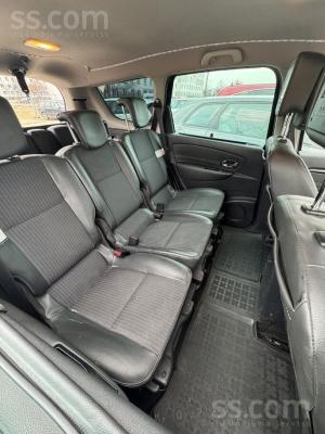 Black Renault Grand Scenic 2014 in Riga, with an engine capacity of 1.50 L and mileage of 380 thousand km for 4250 €, photo 8 on AUTOMOTO.COM.LV