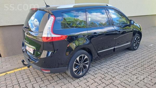 Melns Renault Grand Scenic 2014 Ogre, ar dzinēja tilpumu 1.20 L un nobraukumu 198 tūkst. km par 6350 €, foto 3 vietnē AUTOMOTO.COM.LV