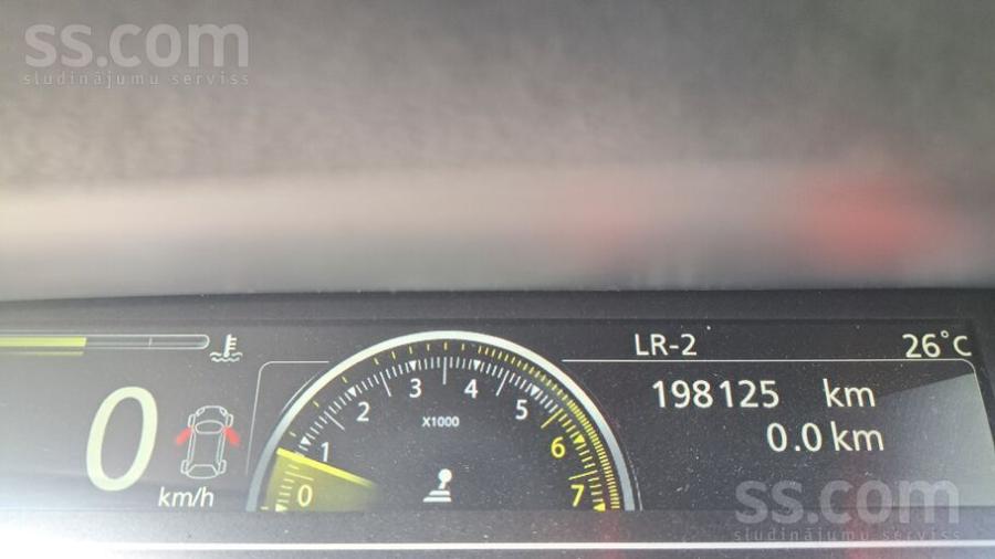 Black Renault Grand Scenic 2014 in Ogre, with an engine capacity of 1.20 L and mileage of 198 thousand km for 6350 €, photo 17 on AUTOMOTO.COM.LV