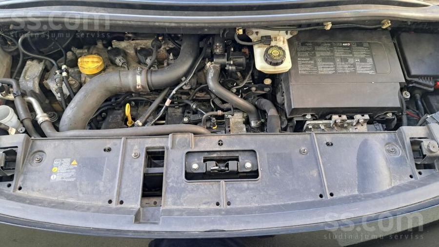 Black Renault Grand Scenic 2014 in Ogre, with an engine capacity of 1.20 L and mileage of 198 thousand km for 6350 €, photo 23 on AUTOMOTO.COM.LV
