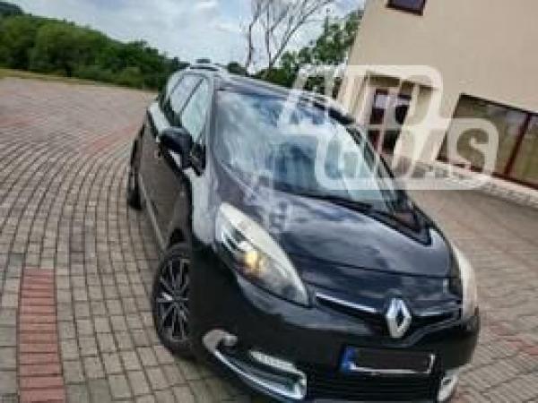 Black Renault Grand Scenic 2014 in Vilnius, with an engine capacity of 1.60 L and mileage of 370 thousand km for 4000 €, photo 10 on AUTOMOTO.COM.LV