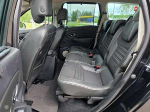 Black Renault Grand Scenic 2015 in Taurage, with an engine capacity of 1.60 L and mileage of 219 thousand km for 5300 €, photo 15 on AUTOMOTO.COM.LV