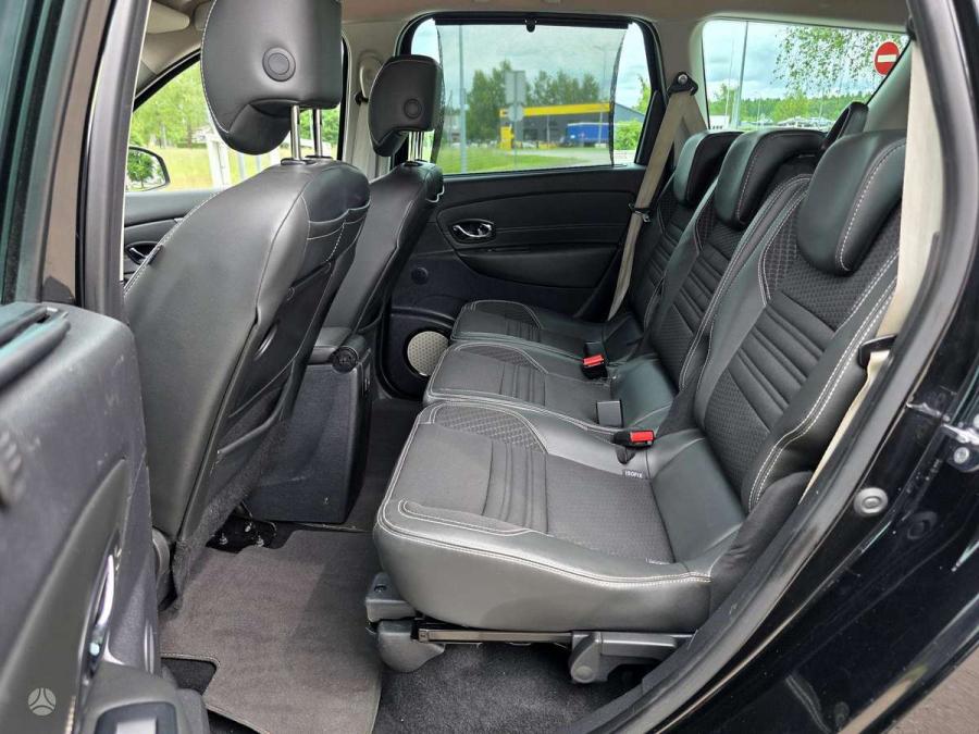 Black Renault Grand Scenic 2015 in Taurage, with an engine capacity of 1.60 L and mileage of 219 thousand km for 5300 €, photo 15 on AUTOMOTO.COM.LV