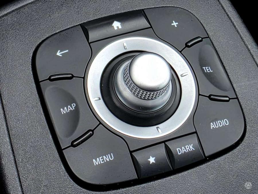 Black Renault Grand Scenic 2015 in Taurage, with an engine capacity of 1.60 L and mileage of 219 thousand km for 5300 €, photo 28 on AUTOMOTO.COM.LV
