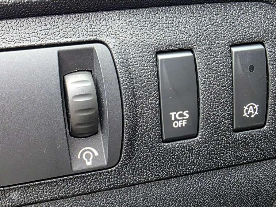 Black Renault Grand Scenic 2015 in Taurage, with an engine capacity of 1.60 L and mileage of 219 thousand km for 5300 €, photo 34 on AUTOMOTO.COM.LV