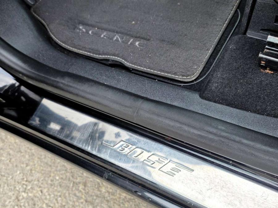 Black Renault Grand Scenic 2015 in Taurage, with an engine capacity of 1.60 L and mileage of 219 thousand km for 5300 €, photo 42 on AUTOMOTO.COM.LV