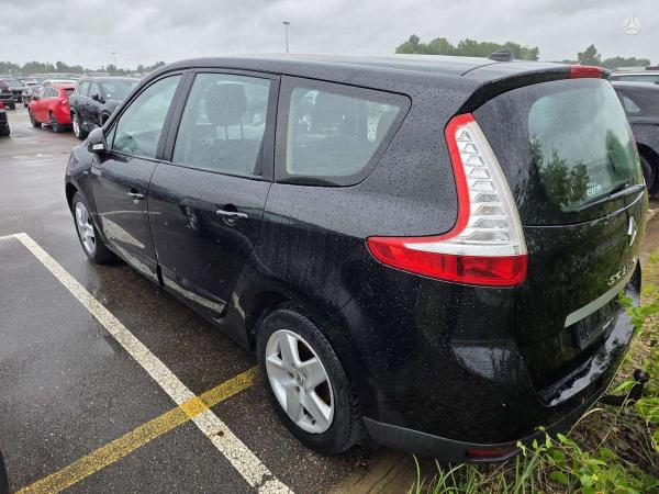 Black Renault Grand Scenic 2015 in Vilnius, with an engine capacity of 1.46 L and mileage of 310 thousand km for 4900 €, photo 3 on AUTOMOTO.COM.LV