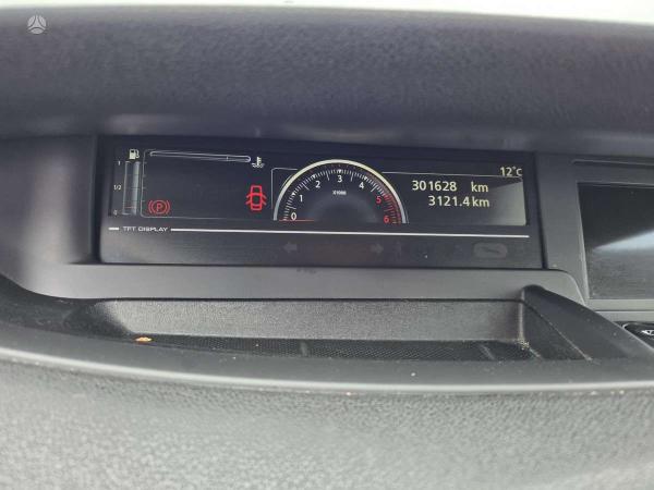 Black Renault Grand Scenic 2015 in Vilnius, with an engine capacity of 1.46 L and mileage of 310 thousand km for 4900 €, photo 10 on AUTOMOTO.COM.LV