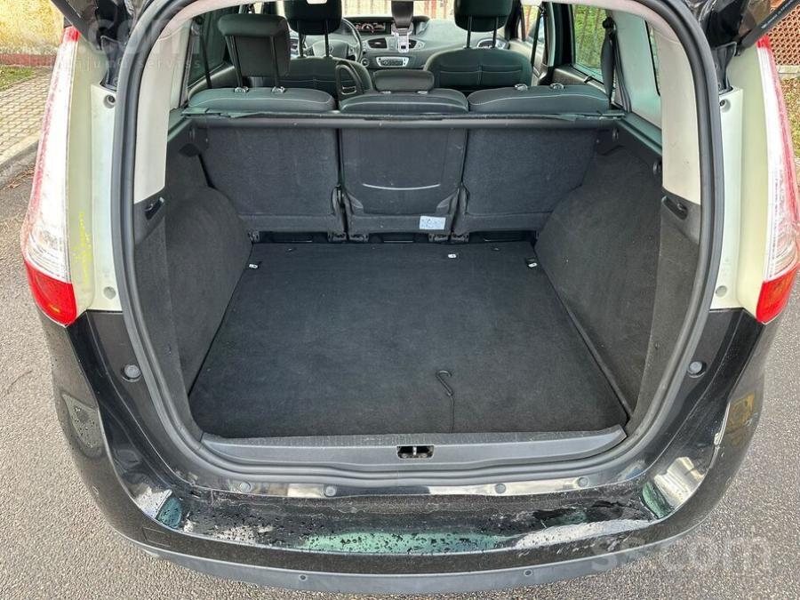 Black Renault Grand Scenic 2015 in Ogre, with an engine capacity of 1.60 L and mileage of 157 thousand km for 6295 €, photo 12 on AUTOMOTO.COM.LV