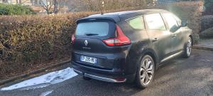 Black Renault Grand Scenic 2017 in Taurage, with an engine capacity of 1.50 L and mileage of 245 thousand km for 8200 €, photo 3 on AUTOMOTO.COM.LV