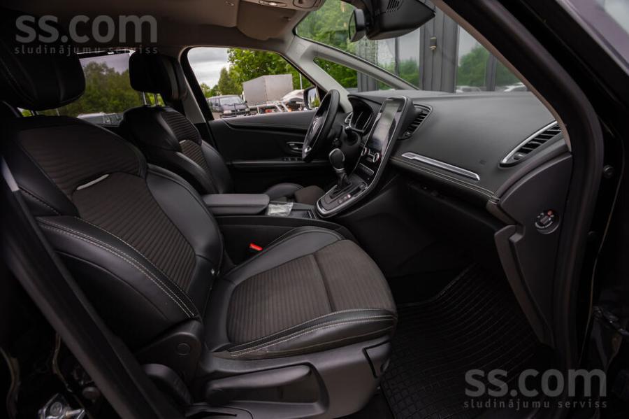 Melns Renault Grand Scenic 2017 Jelgava, ar dzinēja tilpumu 1.60 L un nobraukumu 202 tūkst. km par 10900 €, foto 14 vietnē AUTOMOTO.COM.LV
