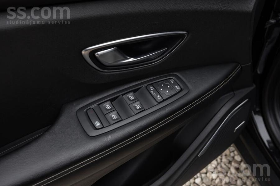 Melns Renault Grand Scenic 2017 Jelgava, ar dzinēja tilpumu 1.60 L un nobraukumu 202 tūkst. km par 10900 €, foto 29 vietnē AUTOMOTO.COM.LV