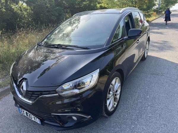 Black Renault Grand Scenic 2017 in Taurage, with an engine capacity of 1.46 L and mileage of 175 thousand km for 8600 €, photo 3 on AUTOMOTO.COM.LV