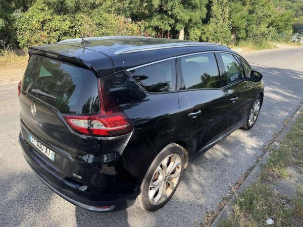 Black Renault Grand Scenic 2017 in Taurage, with an engine capacity of 1.46 L and mileage of 175 thousand km for 8600 €, photo 4 on AUTOMOTO.COM.LV