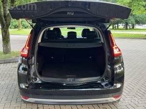 Black Renault Grand Scenic 2017 in Riga, with an engine capacity of 1.60 L and mileage of 0 thousand km for 8800 €, photo 29 on AUTOMOTO.COM.LV