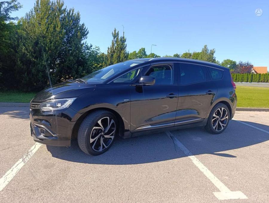Melns Renault Grand Scenic 2018 Panevēža, ar dzinēja tilpumu 1.60 L un nobraukumu 256 tūkst. km par 8250 €, foto 3 vietnē AUTOMOTO.COM.LV