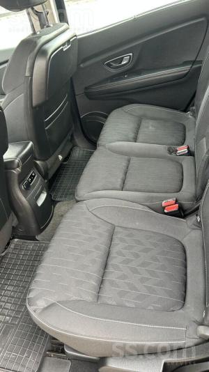 Melns Renault Grand Scenic 2019 Rīga, ar dzinēja tilpumu 1.80 L un nobraukumu 235 tūkst. km par 8700 €, foto 10 vietnē AUTOMOTO.COM.LV