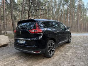 Black Renault Grand Scenic 2020 in Vilnius, with an engine capacity of 1.70 L and mileage of 88 thousand km for 12900 €, photo 6 on AUTOMOTO.COM.LV