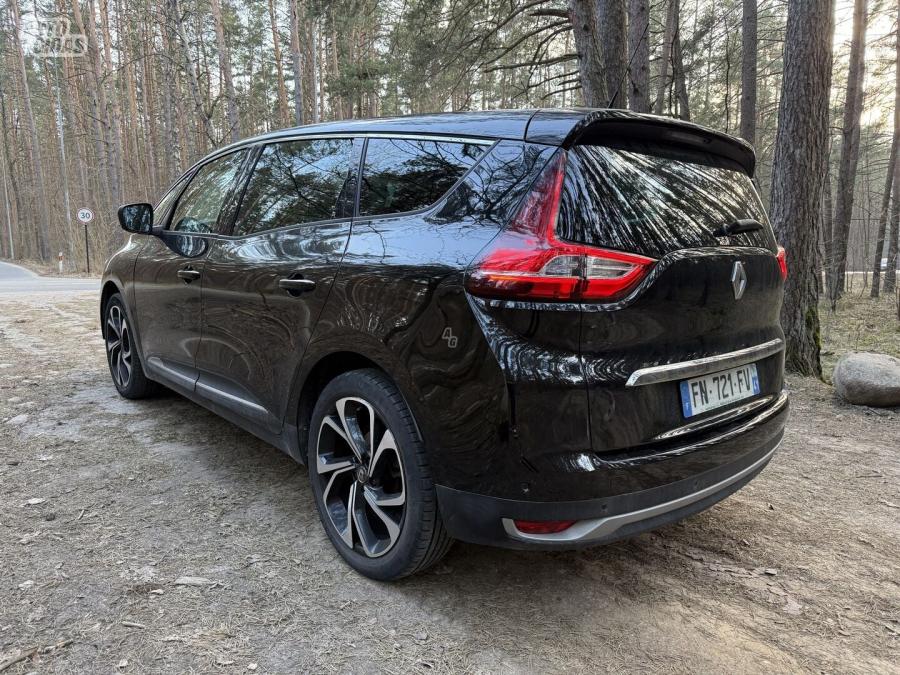 Black Renault Grand Scenic 2020 in Vilnius, with an engine capacity of 1.70 L and mileage of 88 thousand km for 12900 €, photo 8 on AUTOMOTO.COM.LV
