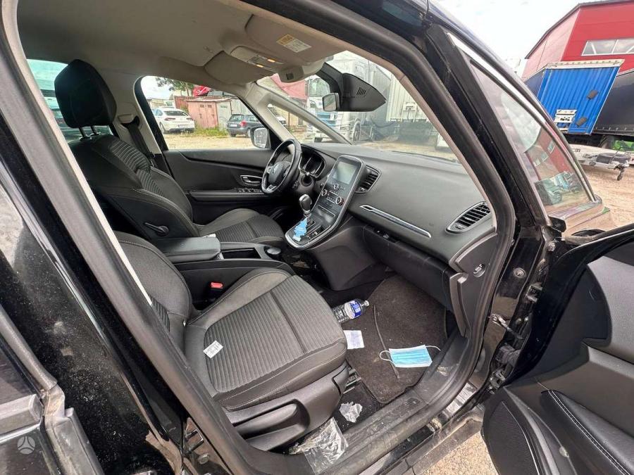 Melns Renault Grand Scenic 2020 Kauņa, ar dzinēja tilpumu 1.75 L un nobraukumu 290 tūkst. km par 5300 €, foto 12 vietnē AUTOMOTO.COM.LV