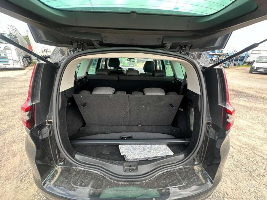 Melns Renault Grand Scenic 2020 Kauņa, ar dzinēja tilpumu 1.75 L un nobraukumu 290 tūkst. km par 5300 €, foto 15 vietnē AUTOMOTO.COM.LV