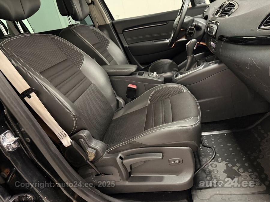 Melns Renault Grand Scenic 2014 Tallina, ar dzinēja tilpumu 1.50 L un nobraukumu 0 tūkst. km par 4500 €, foto 16 vietnē AUTOMOTO.COM.LV