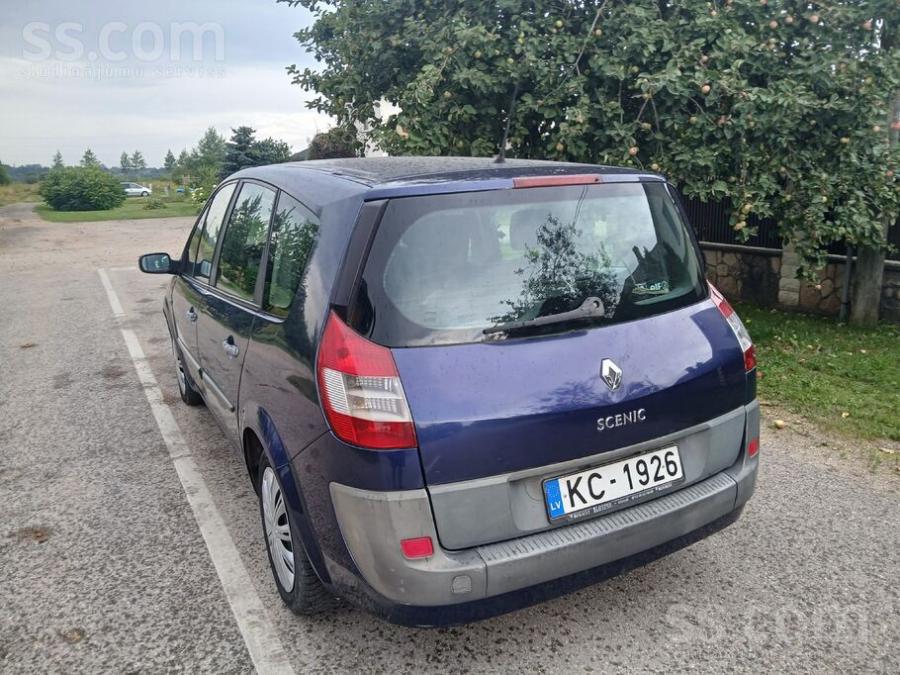 Blue Renault Grand Scenic 2005 in Daugavpils, with an engine capacity of 1.90 L and mileage of 300 thousand km for 1150 €, photo 4 on AUTOMOTO.COM.LV