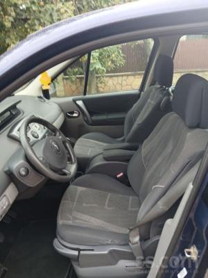 Blue Renault Grand Scenic 2005 in Daugavpils, with an engine capacity of 1.90 L and mileage of 300 thousand km for 1150 €, photo 13 on AUTOMOTO.COM.LV