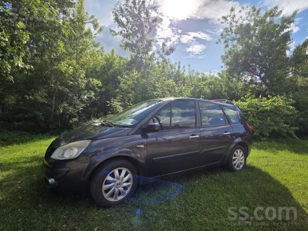 Zils Renault Grand Scenic 2006 Daugavpils, ar dzinēja tilpumu 1.90 L un nobraukumu 280 tūkst. km par 1800 €, foto 1 vietnē AUTOMOTO.COM.LV