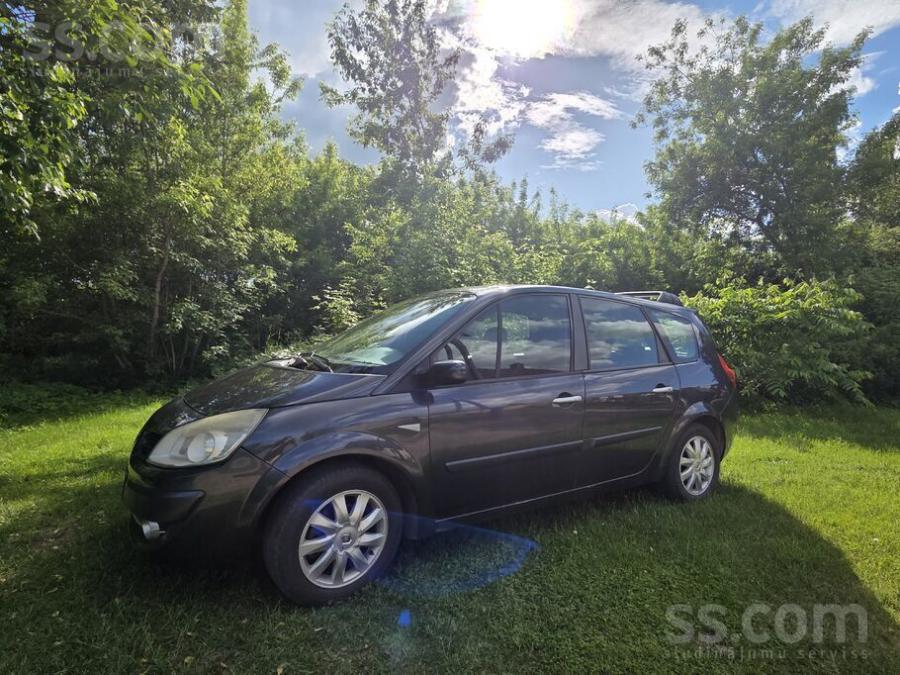 Blue Renault Grand Scenic 2006 in Daugavpils, with an engine capacity of 1.90 L and mileage of 280 thousand km for 1800 €, photo 1 on AUTOMOTO.COM.LV