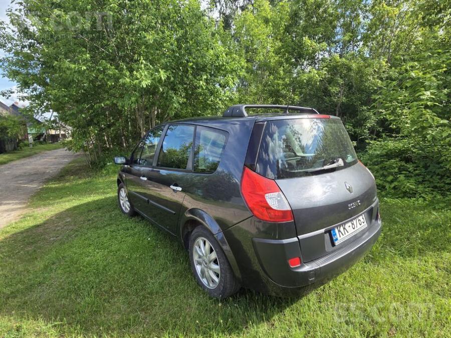 Blue Renault Grand Scenic 2006 in Daugavpils, with an engine capacity of 1.90 L and mileage of 280 thousand km for 1800 €, photo 6 on AUTOMOTO.COM.LV