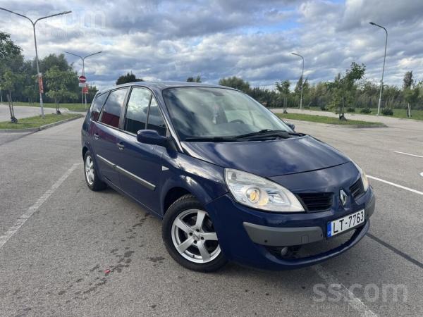 Renault Grand Scenic 2007 in Jelgava on AUTOMOTO.COM.LV Blue Renault Grand Scenic 2007 in Jelgava, with an engine capacity of 1.90 L and mileage of 275 thousand km for 1350 €, photo 5 on AUTOMOTO.COM.LV