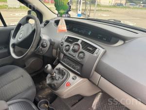 Zils Renault Grand Scenic 2007 Jelgava, ar dzinēja tilpumu 1.90 L un nobraukumu 275 tūkst. km par 1350 €, foto 6 vietnē AUTOMOTO.COM.LV