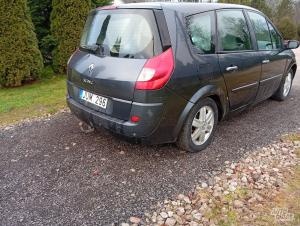 Blue Renault Grand Scenic 2008 in Silute, with an engine capacity of 1.90 L and mileage of 31 thousand km for 1450 €, photo 2 on AUTOMOTO.COM.LV