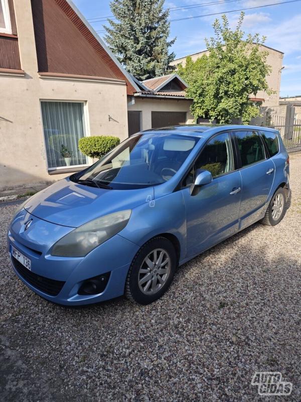 Blue Renault Grand Scenic 2010 in Panevezys, with an engine capacity of 1.50 L and mileage of 265 thousand km for 1700 €, photo 2 on AUTOMOTO.COM.LV