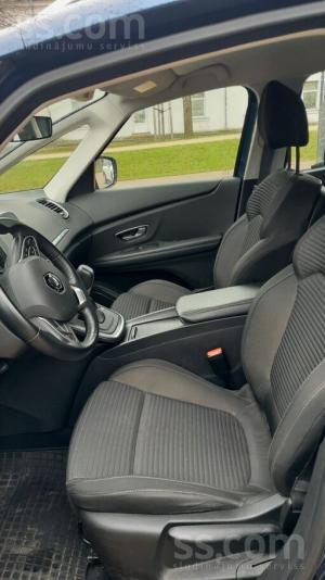 Blue Renault Grand Scenic 2018 in Riga, with an engine capacity of 1.50 L and mileage of 198 thousand km for 8100 €, photo 7 on AUTOMOTO.COM.LV