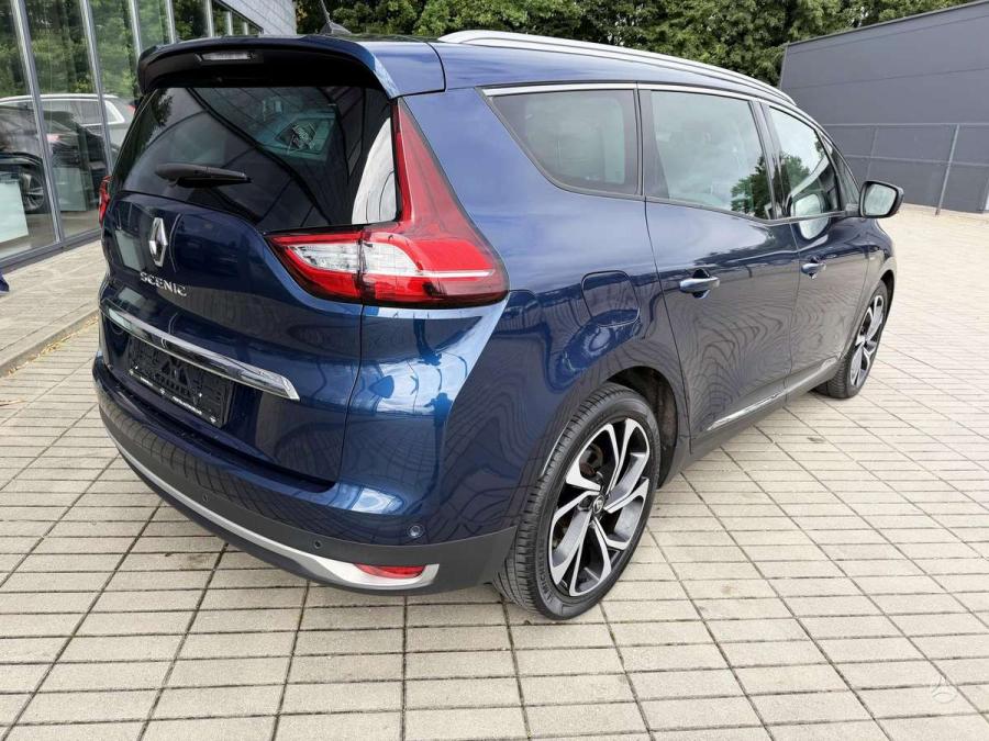 Blue Renault Grand Scenic 2018 in Kaunas, with an engine capacity of 1.60 L and mileage of 166 thousand km for 9900 €, photo 4 on AUTOMOTO.COM.LV