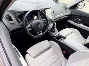 Blue Renault Grand Scenic 2018 in Kaunas, with an engine capacity of 1.60 L and mileage of 166 thousand km for 9900 €, photo 9 on AUTOMOTO.COM.LV