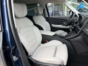 Blue Renault Grand Scenic 2018 in Kaunas, with an engine capacity of 1.60 L and mileage of 166 thousand km for 9900 €, photo 13 on AUTOMOTO.COM.LV