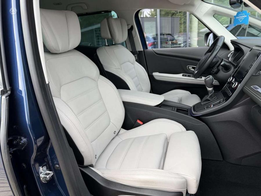Blue Renault Grand Scenic 2018 in Kaunas, with an engine capacity of 1.60 L and mileage of 166 thousand km for 9900 €, photo 13 on AUTOMOTO.COM.LV