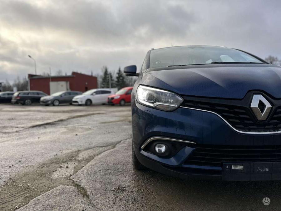 Blue Renault Grand Scenic 2019 in Vilnius, with an engine capacity of 1.60 L and mileage of 274 thousand km for 7000 €, photo 3 on AUTOMOTO.COM.LV
