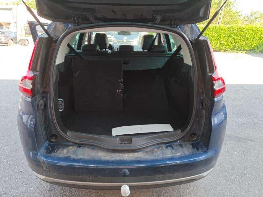 Zils Renault Grand Scenic 2019 Šauļi, ar dzinēja tilpumu 1.33 L un nobraukumu 200 tūkst. km par 7100 €, foto 18 vietnē AUTOMOTO.COM.LV