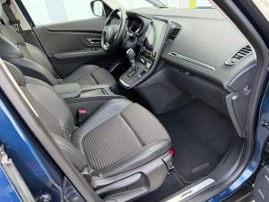 Zils Renault Grand Scenic 2020 Raseiniai, ar dzinēja tilpumu 1.75 L un nobraukumu 142 tūkst. km par 10500 €, foto 11 vietnē AUTOMOTO.COM.LV