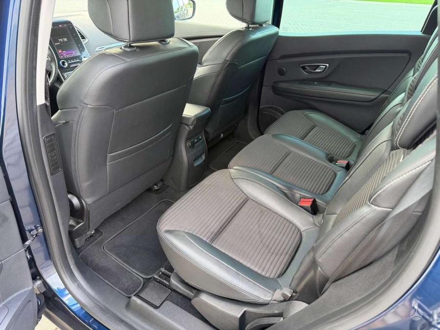 Zils Renault Grand Scenic 2020 Raseiniai, ar dzinēja tilpumu 1.75 L un nobraukumu 142 tūkst. km par 10500 €, foto 18 vietnē AUTOMOTO.COM.LV