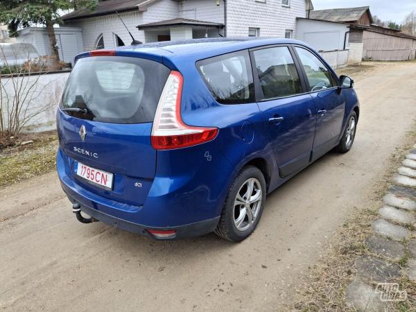 Blue Renault Grand Scenic 2010 in Mazeikiai, with an engine capacity of 1.90 L and mileage of 296 thousand km for 2850 €, photo 3 on AUTOMOTO.COM.LV