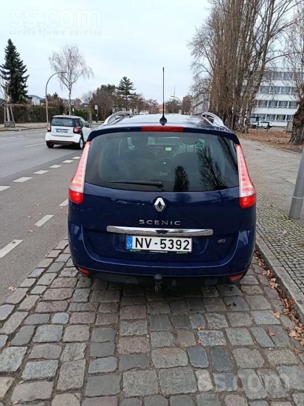 Zils Renault Grand Scenic 2013 Rīga, ar dzinēja tilpumu 1.50 L un nobraukumu 320 tūkst. km par 1500 €, foto 3 vietnē AUTOMOTO.COM.LV