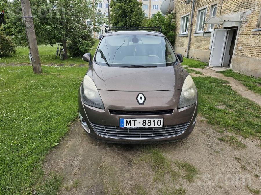 Brūns Renault Grand Scenic 2009 Jelgava, ar dzinēja tilpumu 2.00 L un nobraukumu 265 tūkst. km par 1800 €, foto 1 vietnē AUTOMOTO.COM.LV